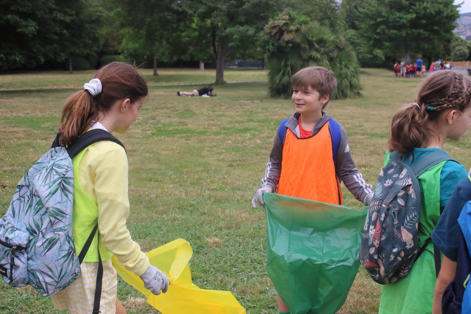 A waste collection to raise awareness among young people